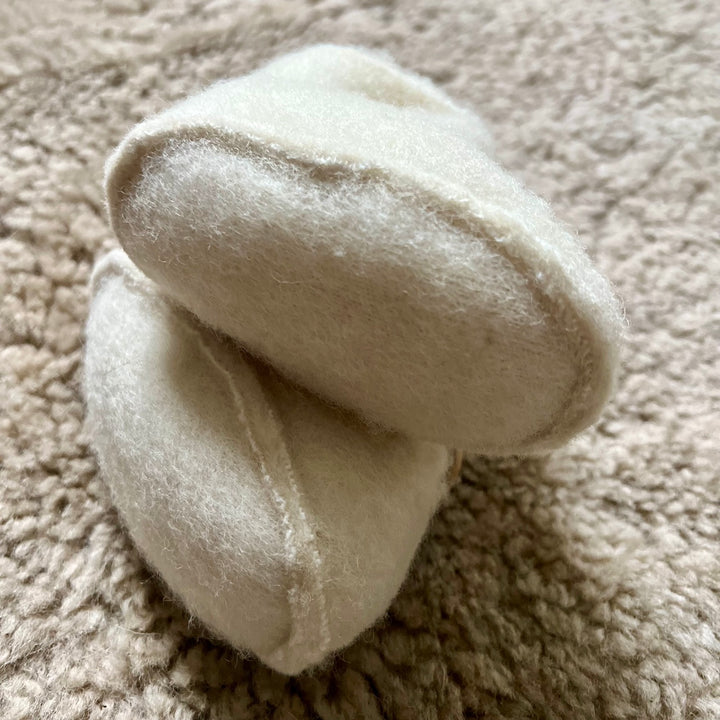 Pure Wool Fleece Baby Booties – Idyll Home